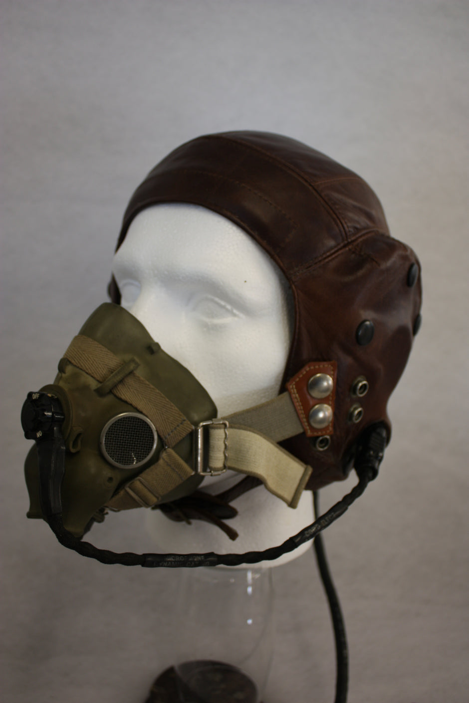 Pilot Flying Helmets – Leather Driving Helmets